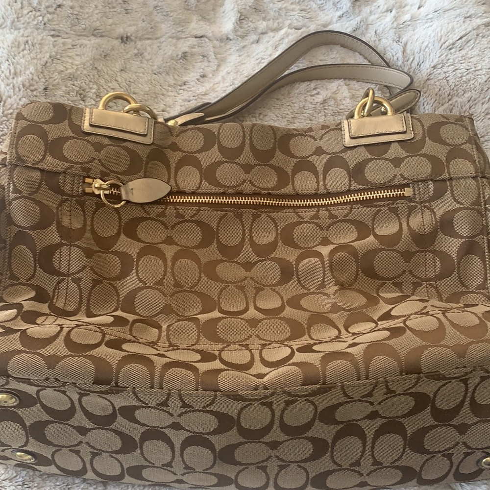 Coach Signature Purse With Gold Accents - Gem